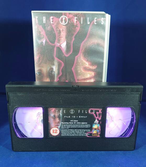 x-Files Vhs Nightlight by Etsy | ufurnish.com
