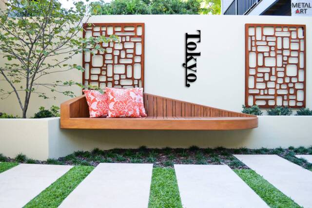 Personalized Metal City Name Sign, Modern Sign Wall Decor, Vertical Art ...