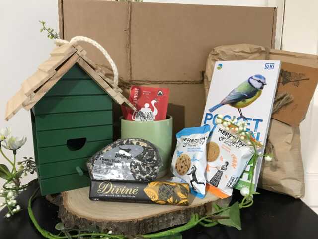 Garden Bird Watchers Gift Box, Birds Giftbox, Box For Lovers, Unisex ...