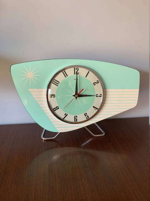 Handmade Colour Etched Formica Mantle Clock in Smeg Fire King Jadeite ...