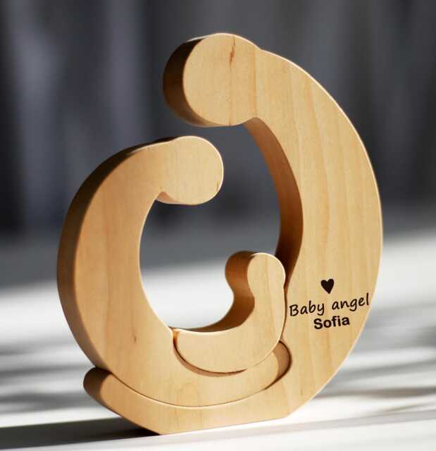 Baby Loss Keepsake - Sympathy Memorial Wooden Family Statue For Child ...