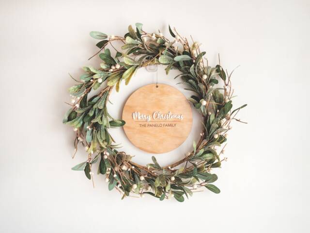 Christmas Front Door Wreath Sign - Round, No Wreath Included ...