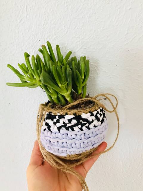 Crochet Planter by Etsy | ufurnish.com