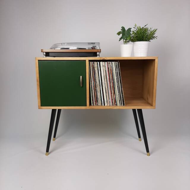 Oak Console Table - Green Door & Original Vintage Brass Handle Vinyl ...