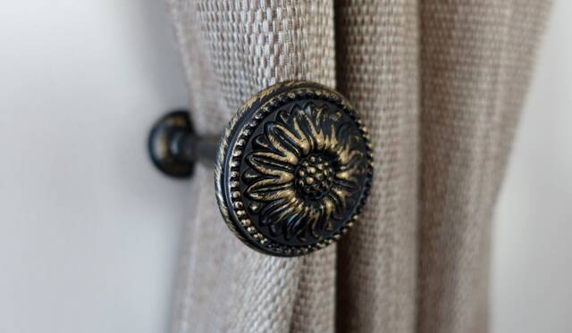 Camomile Curtain Holdbacks Tiebacks Traditional Georgian Minimalist ...