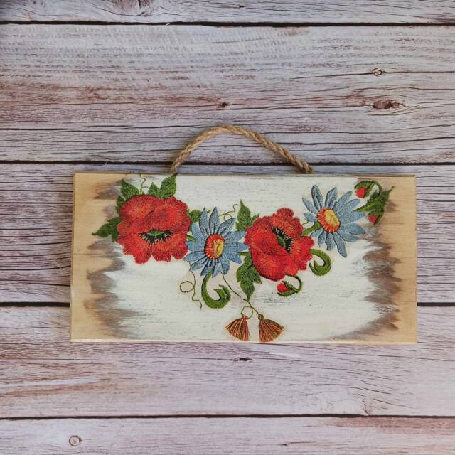 Rustic Floral Wooden Wall Plaque Red & Blue Flower Decor by Etsy ...