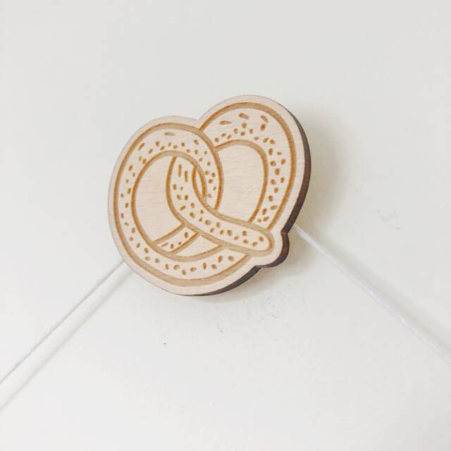 Pretzel Wall Hook, Pastry Decor, Self Adhesive Nursery Kids Hanger ...
