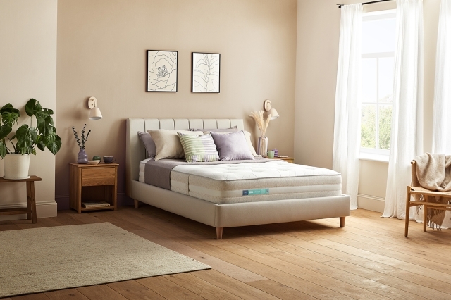Silentnight Lift Refresh Menopause Premium Slimline Divan Bed - Single ...