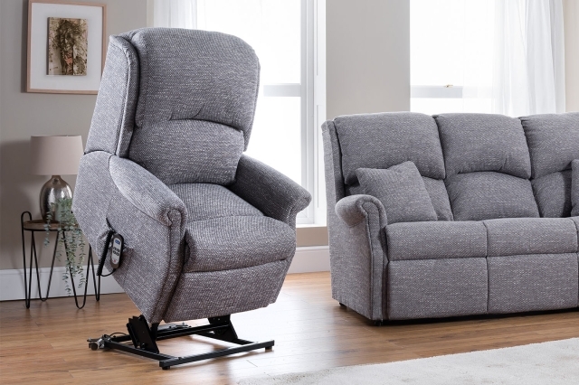 Celebrity Furniture Regent Petite Cloud Zero Riser Recliner Chair ...