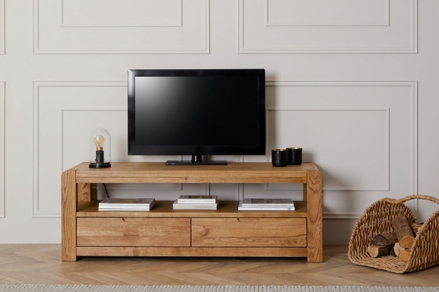 Bergen Solid Oak 110cm Small TV Unit - Oak by Furniture World | ufurnish.com