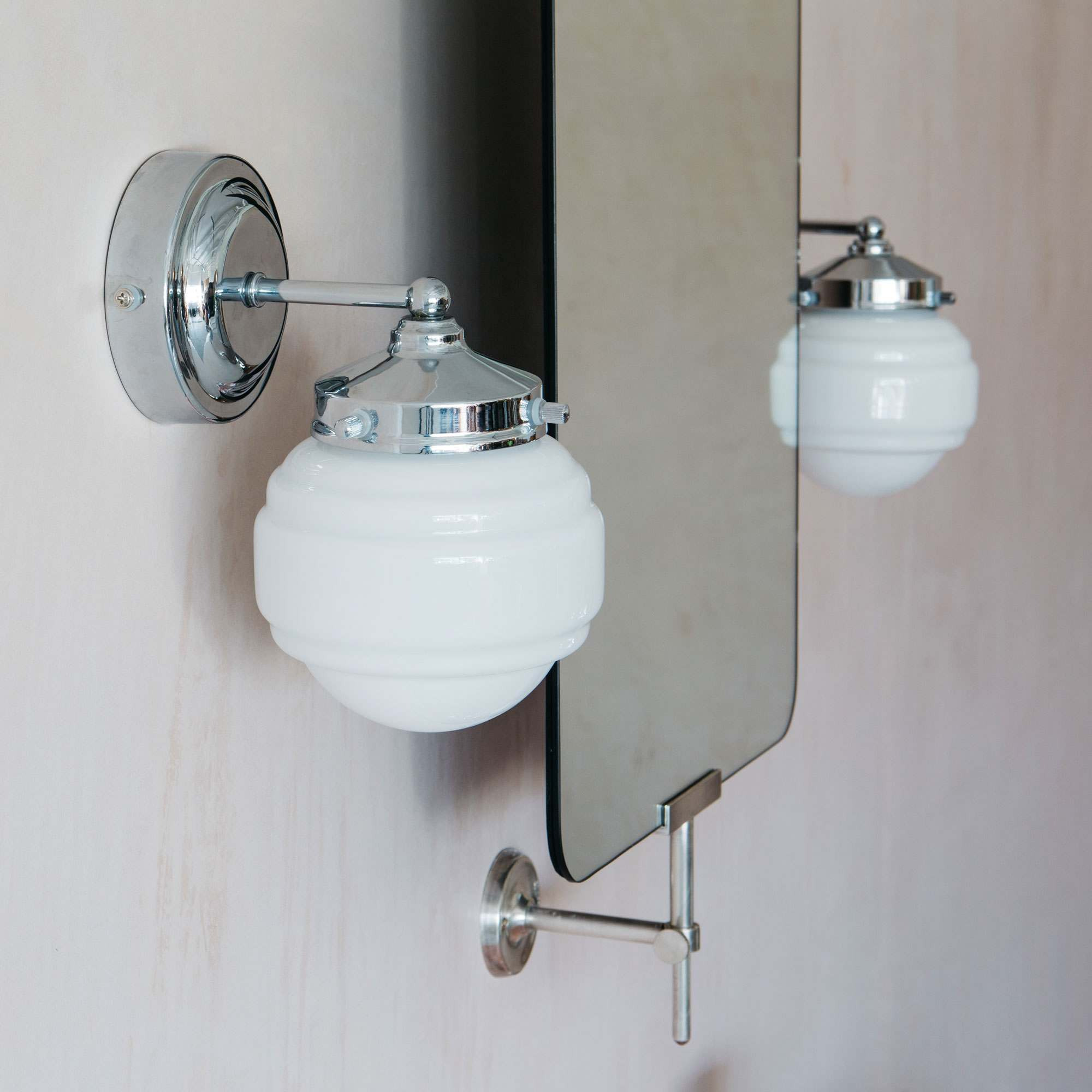 Graham and Green Hestia Drop Wall Light by Graham & Green | ufurnish.com