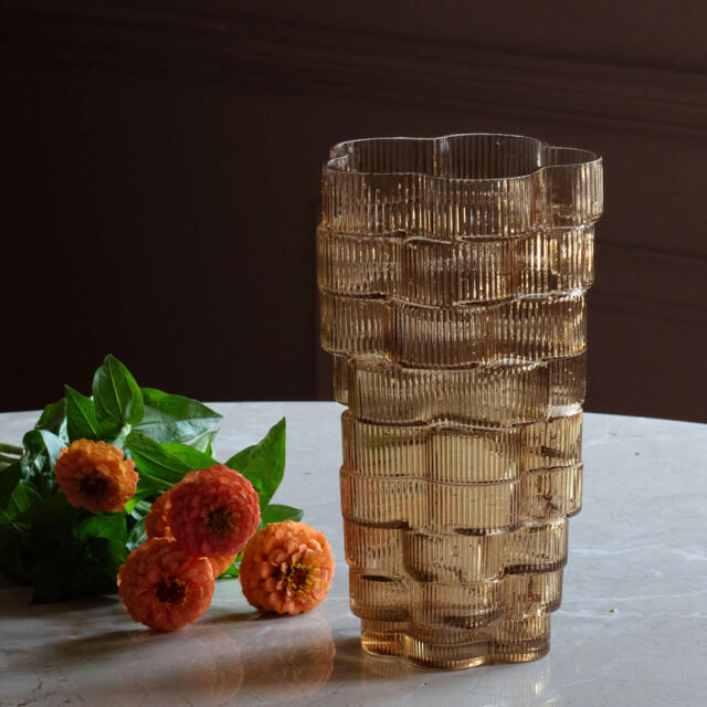 Graham and Green Large Iggy Amber Glass Vase by Graham & Green ...