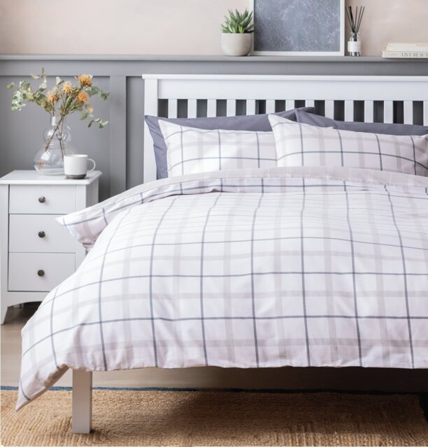 Habitat Brushed Cotton Modern Check Bedding Set - Superking by Habitat ...