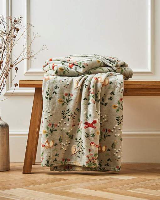 Forest Friends Fleece Throw Sage Green - At Home Collection - Size ...