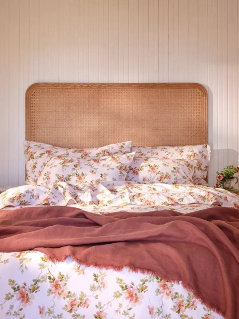 Piglet in Bed Field Rose Linen Blend Bedding, Cream Pastel by John ...
