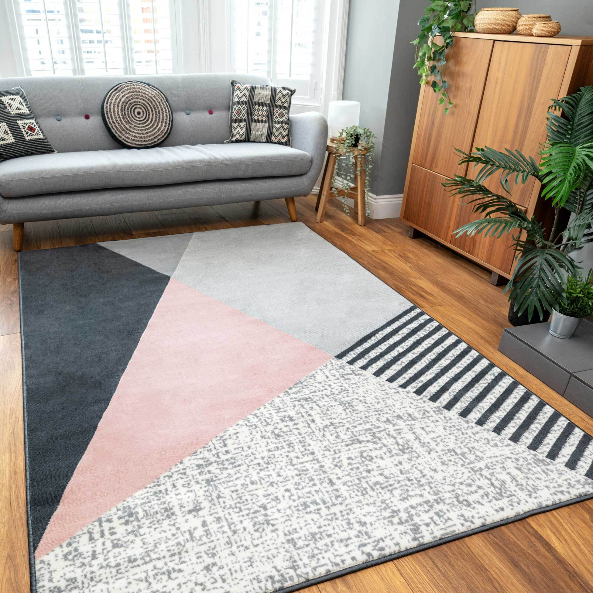 Pink Grey Modern Geometric Bedroom Rug - Milan by Kukoon | ufurnish.com