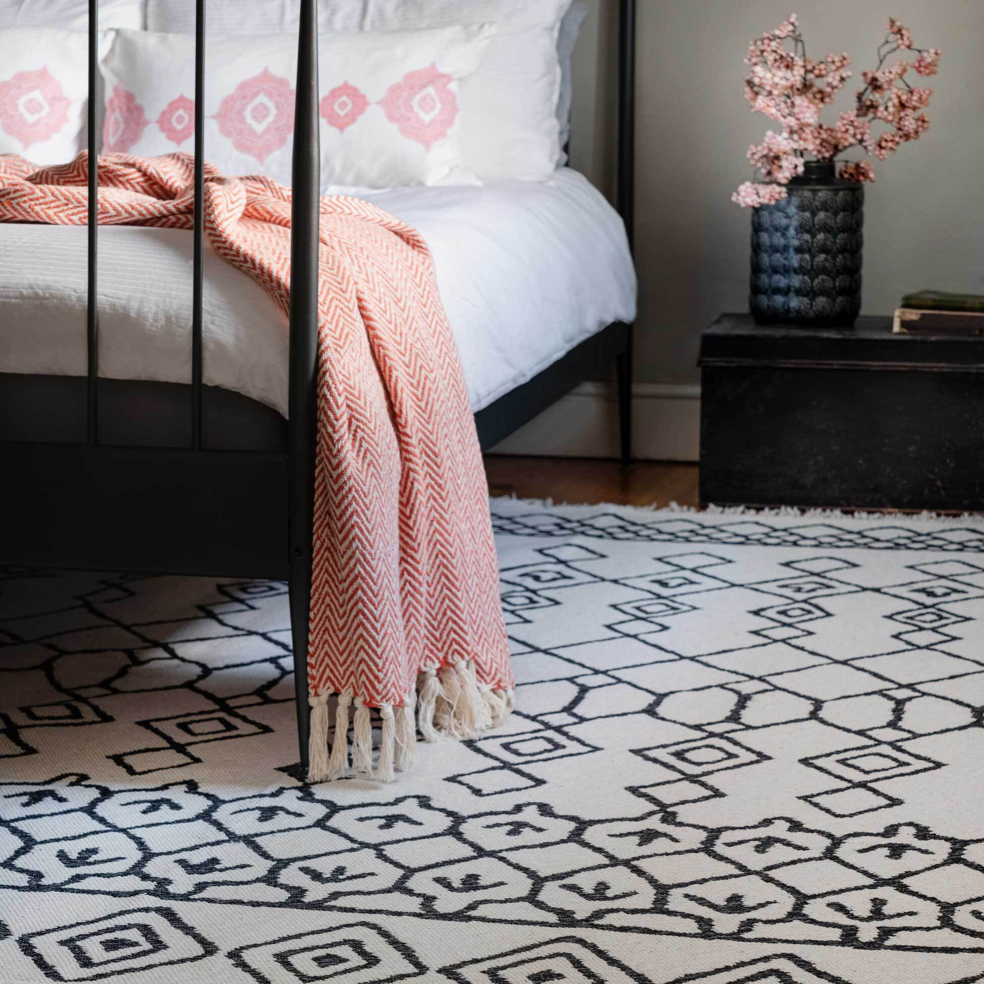 Reversible Cotton Cream Scandi Rug - Kyoto by Kukoon | ufurnish.com