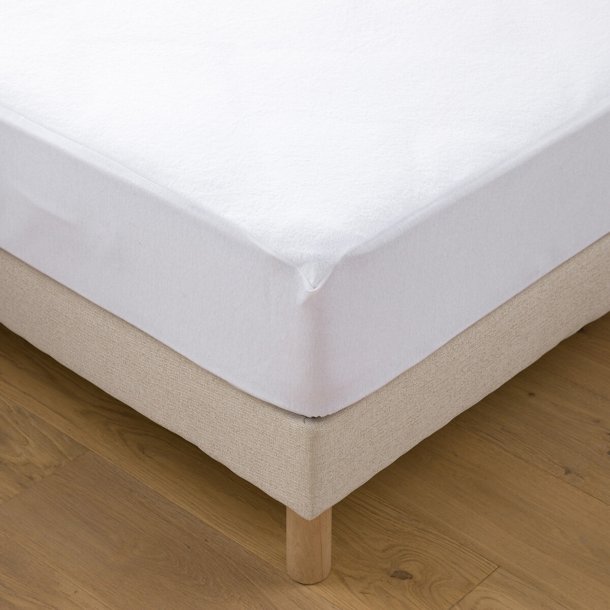 Dust Mite Fleece Mattress Protector by La Redoute | ufurnish.com