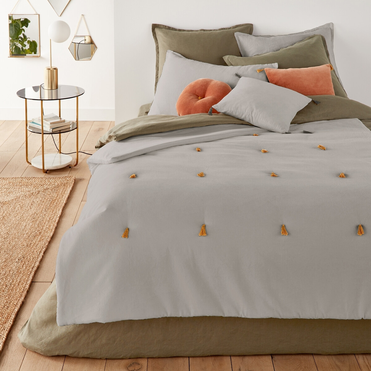 Paula Cotton Velvet Bedspread by La Redoute | ufurnish.com