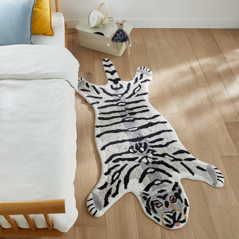 Ramazan White Tiger Organic Cotton Rug by La Redoute | ufurnish.com