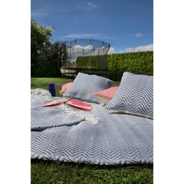 Recycled Woven Zig Zag Pattern Rug by La Redoute | ufurnish.com