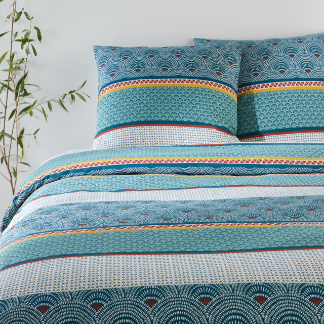 Napo Graphic 100% Cotton Bedding Set with Square Pillowcase by La ...