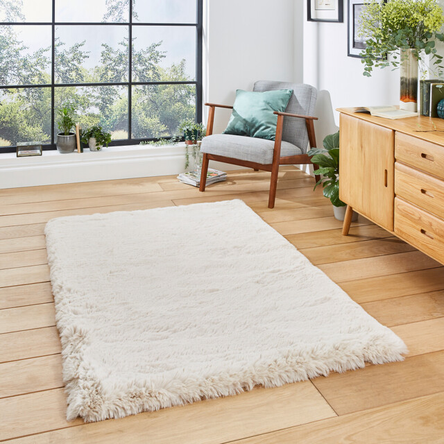 Super Teddy Rug by La Redoute | ufurnish.com
