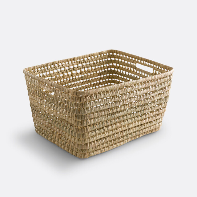 Ghada Palm Leaf Basket by La Redoute | ufurnish.com