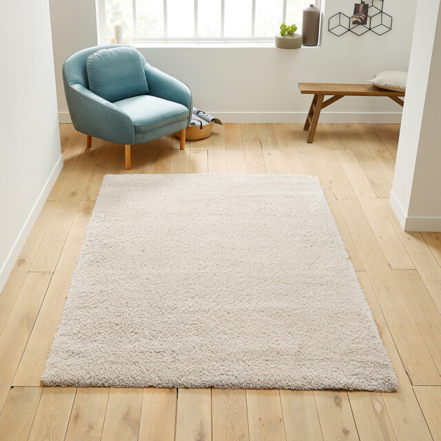 Afaw Woolly Effect Shaggy Rug by La Redoute | ufurnish.com