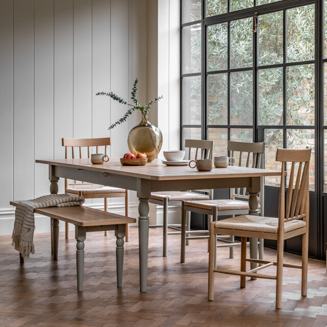 Ende Shaker-Style Oak Extendable Farmhouse Dining Table (Seats 6 -10 ...