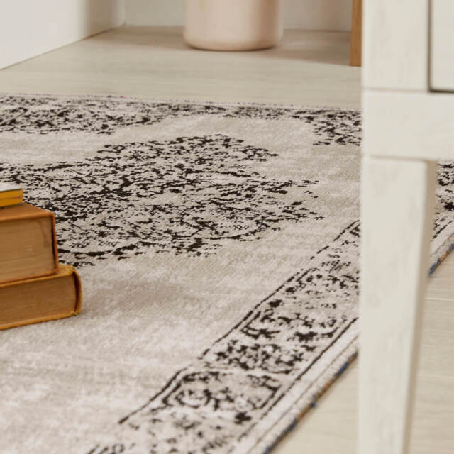 Hug Rug Saville Rug 120x170, Grey / Blue by Leekes | ufurnish.com