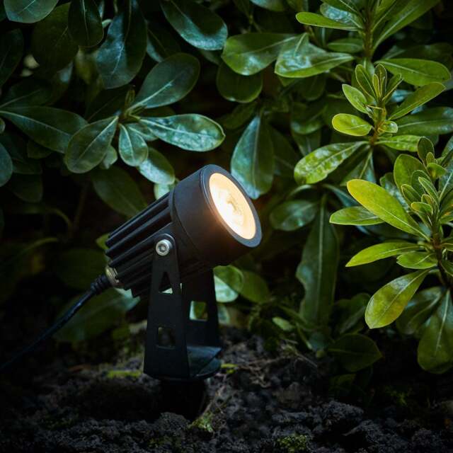 Set of 4 LED Premium IP65 Solar USB Spotlights by Lights4fun | ufurnish.com