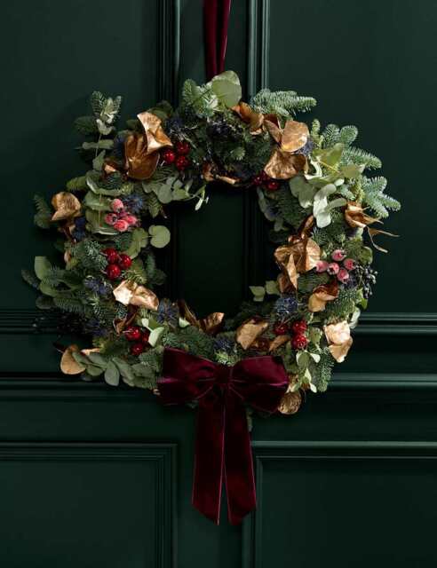 Flower Market Winter Berry Real Christmas Wreath by Marks & Spencer ...