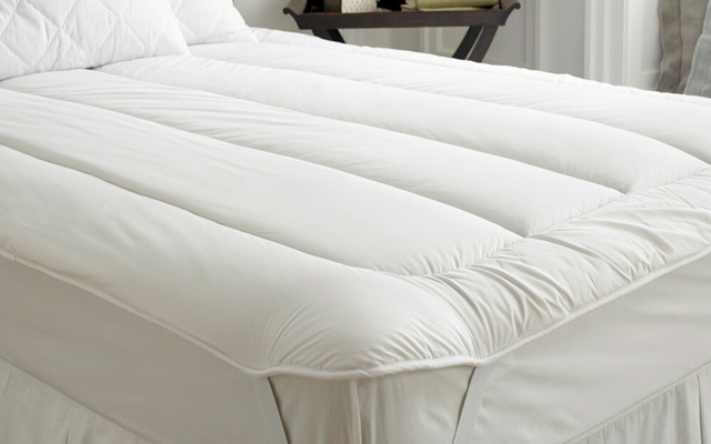 Hypnos Wool Mattress Topper, Superking by Mattress Online | ufurnish.com
