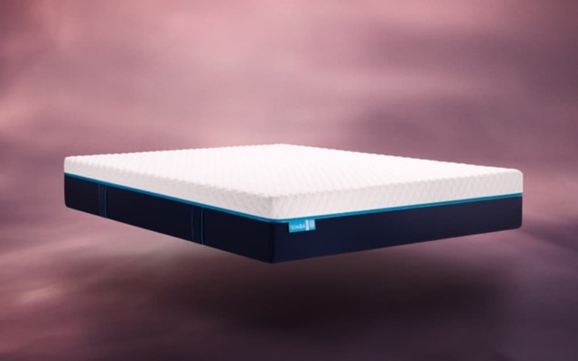 Simba Hybrid Pro Mattress, Small Double by Mattress Online | ufurnish.com