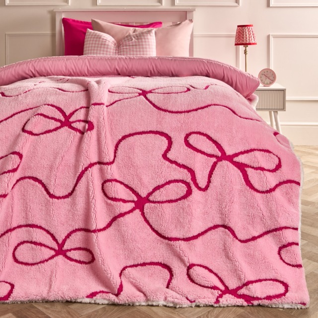 OHS Bows Tufted Fleece Throw - Pink by Online Home Shop | ufurnish.com