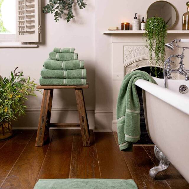 Meadow Green Face Cloth - Facecloth - Piglet in Bed by Piglet in Bed ...