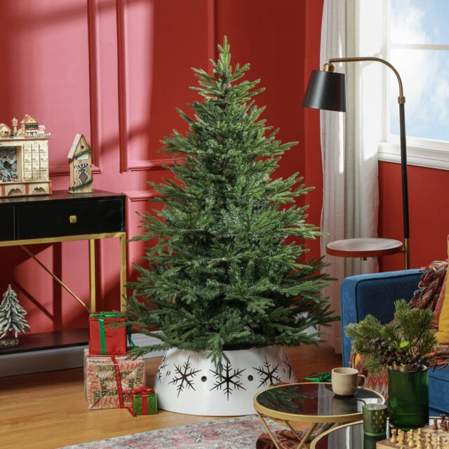 Rackhams 5 Foot Artificial Christmas Tree with Realistic Hinged ...