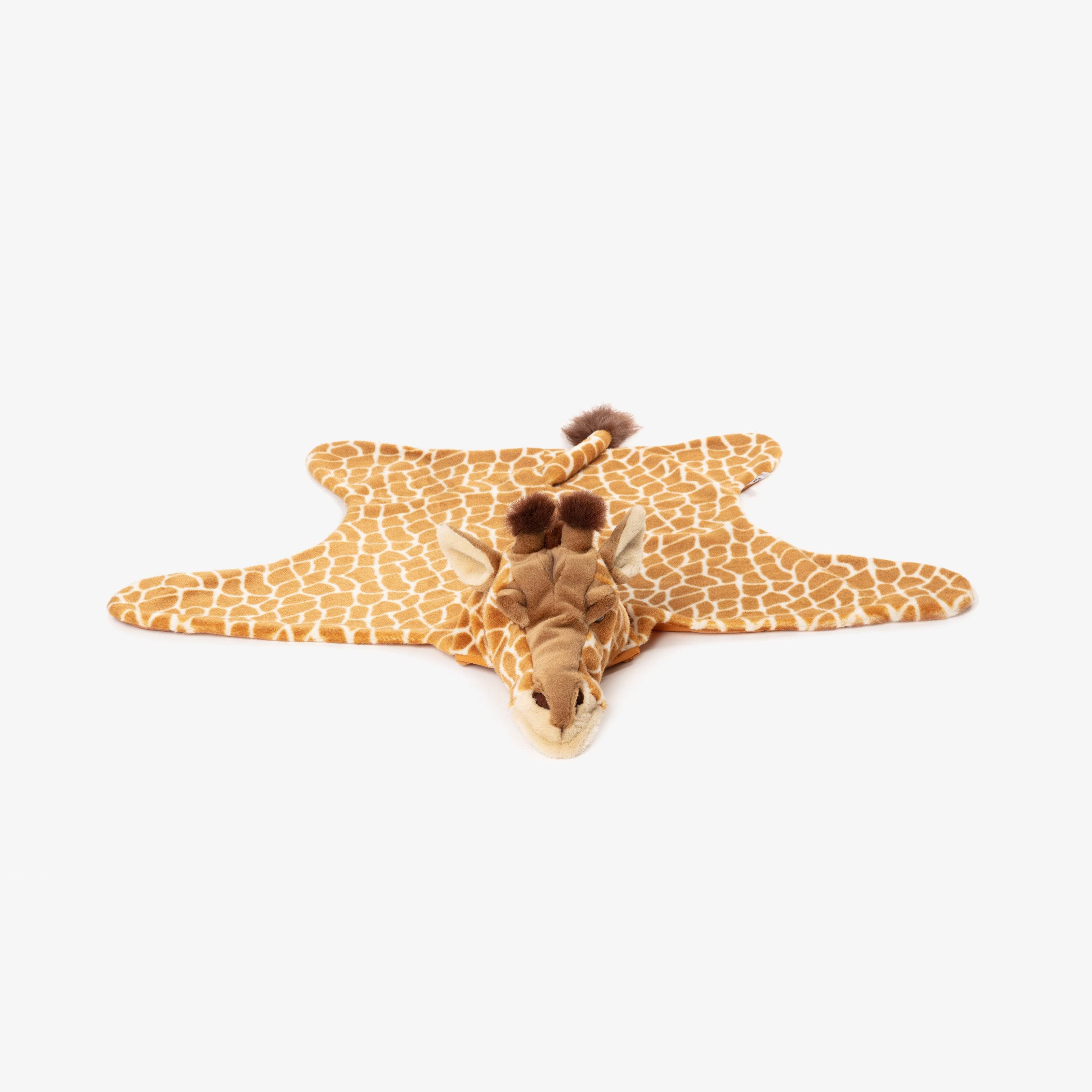 Giraffe Rug, Multicoloured by Sazy | ufurnish.com