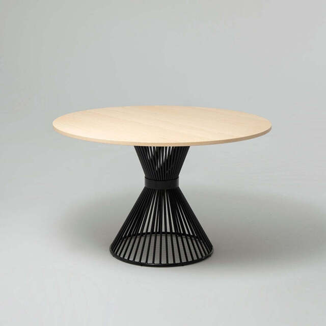 Ray Round Dining Table by Sazy | ufurnish.com