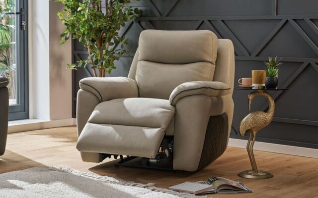 La-Z-Boy Lyle Power Recliner Chair with Head Tilt & Lumbar Support by ...