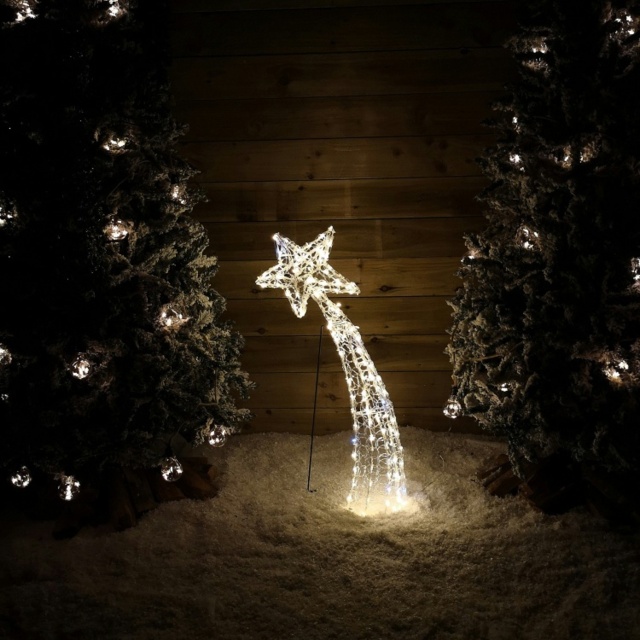90Cm Soft Acrylic Led Shooting Star Christmas Decoration With 160 Leds ...