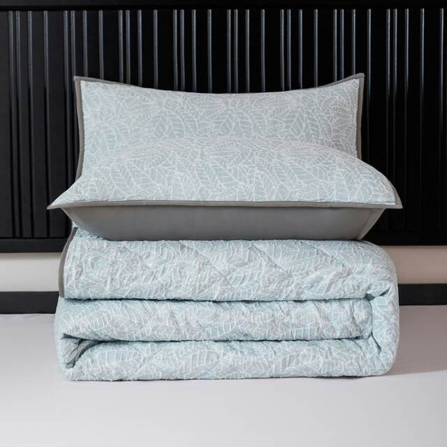 Intimates Ayda Luxury Jaquard Floral Quilted Bedspread Set Multi Multi ...