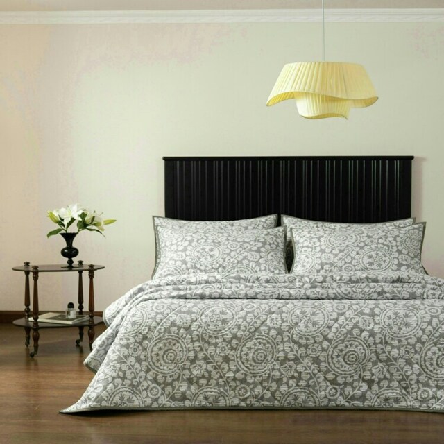 Intimates Matteo Luxury Jaquard Floral Quilted Bedspread Set Multi ...