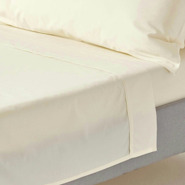 Homescapes cream egyptian cotton flat sheet 200 tc, double cream double ...