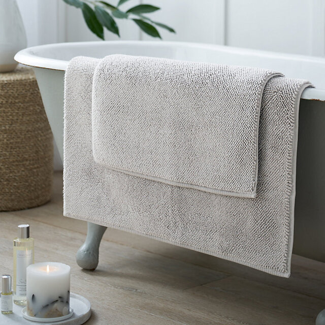 The White Company Ile de Re Bath Mat by The White Company | uFurnish.com