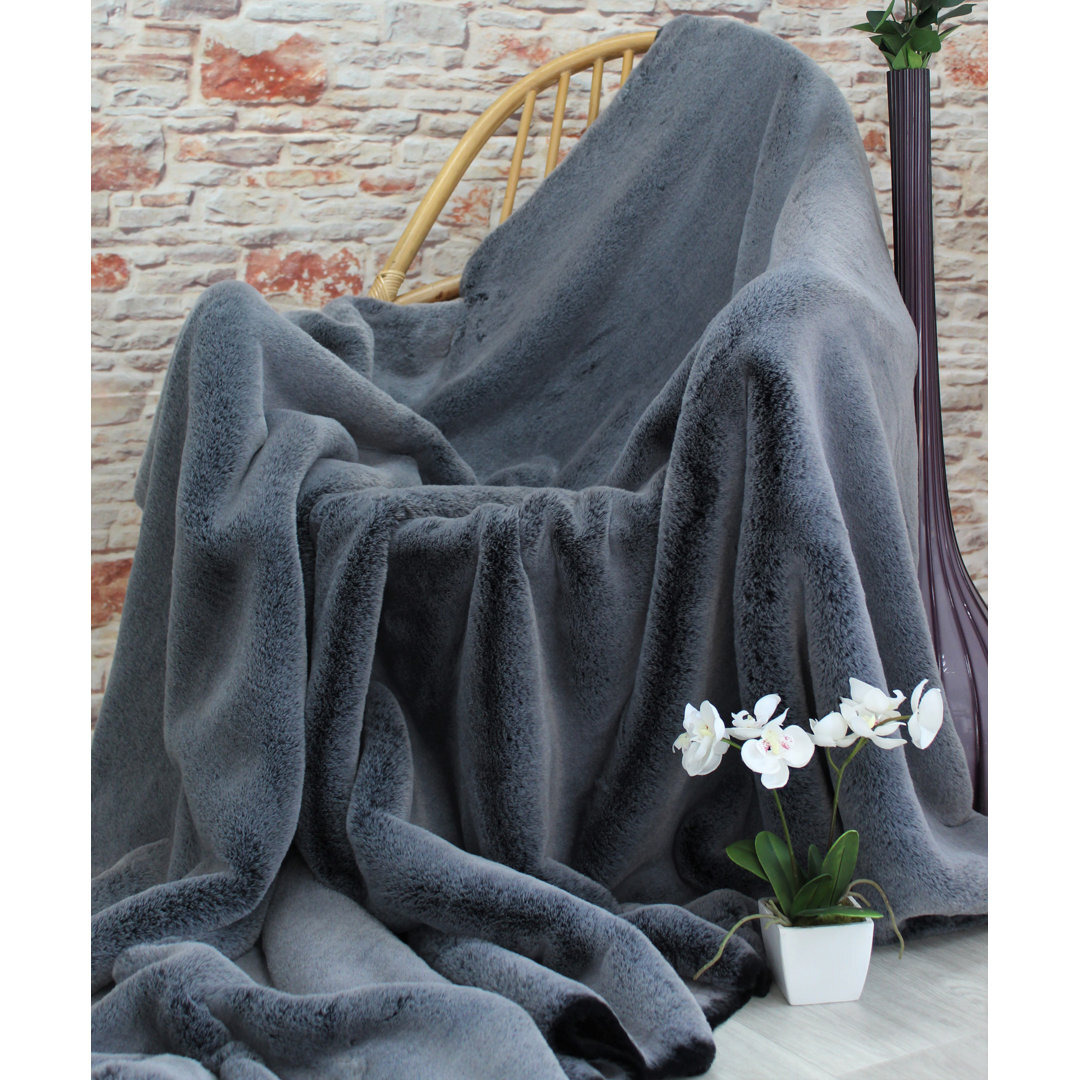 Abequa Arctic Wolf with Cuddle Soft Velboa Blanket by Wayfair ...