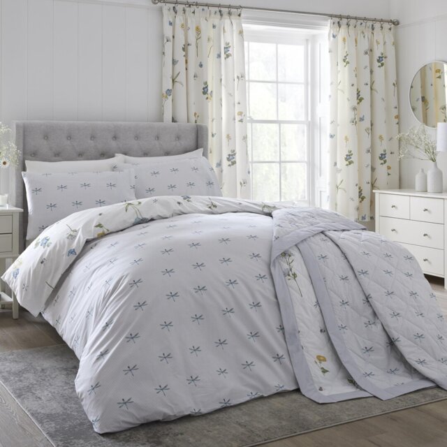 Emelia Duvet Cover Set by Wayfair | ufurnish.com