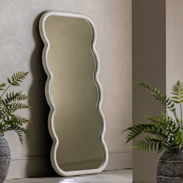 Como Curved Rectangle Mirror by Wayfair | ufurnish.com