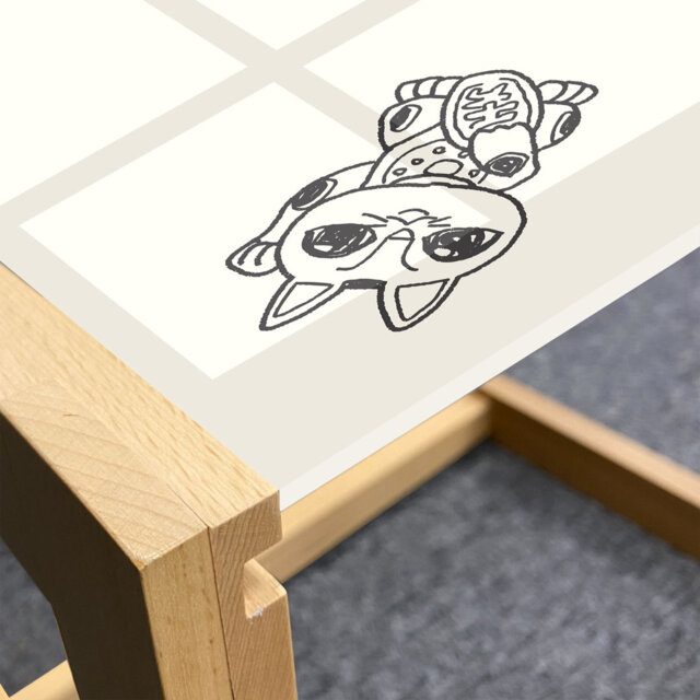 Japanese Cat Coffee Table, Doodled Maneki Neko Cat Fortune Simple ...